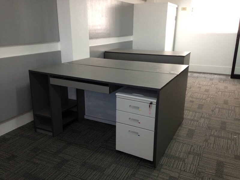 AMJOLCE Clerical Table - Amjolce Firnefur Interior